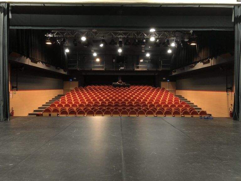 Le lieu - Espace Culturel Leopold Sedar Senghor
